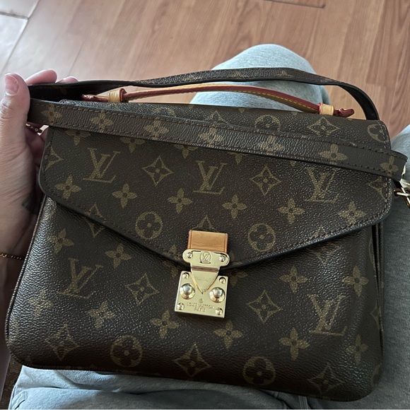 consignment | Bags | Monogram Purse | Poshmark